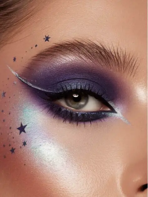 18 Bold Halloween Eye Looks To Make Your Eyes Stand Out